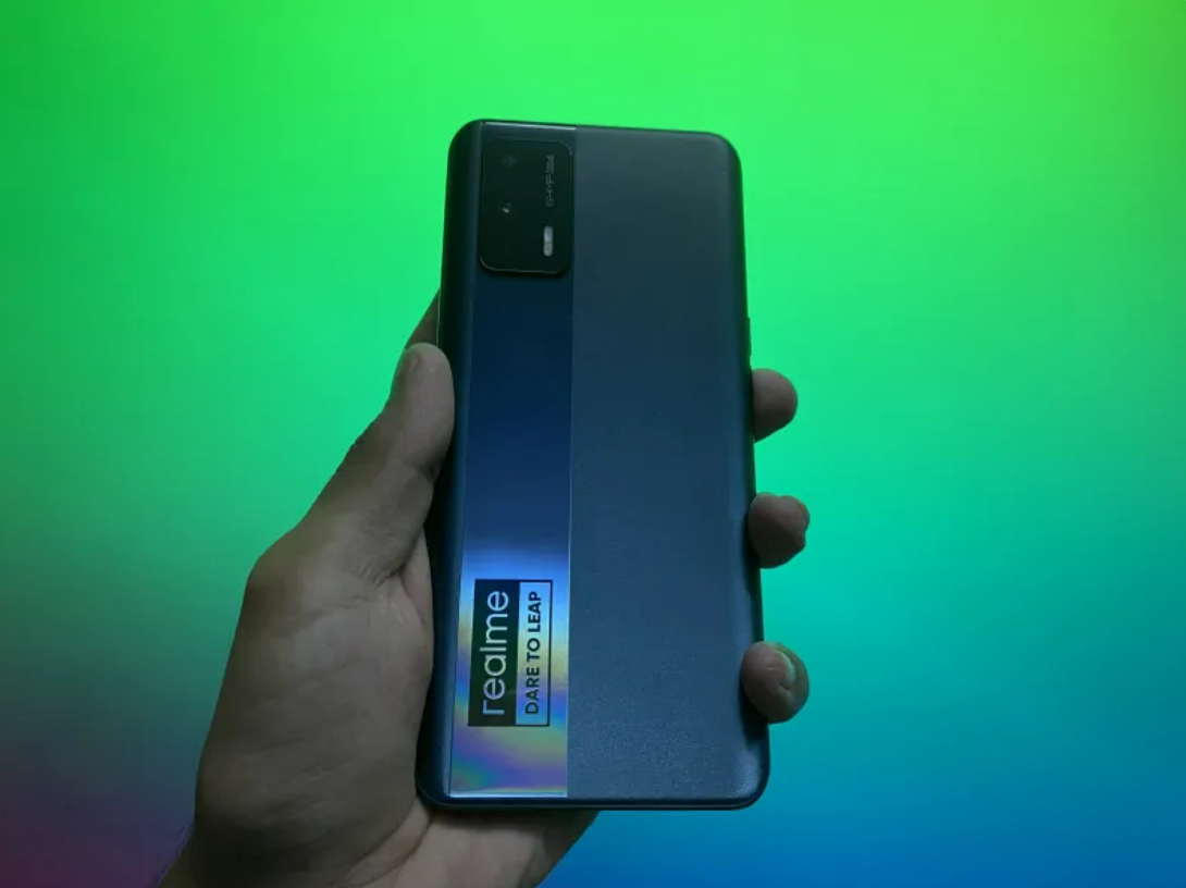 The Top 5 Slimmest Phones In India